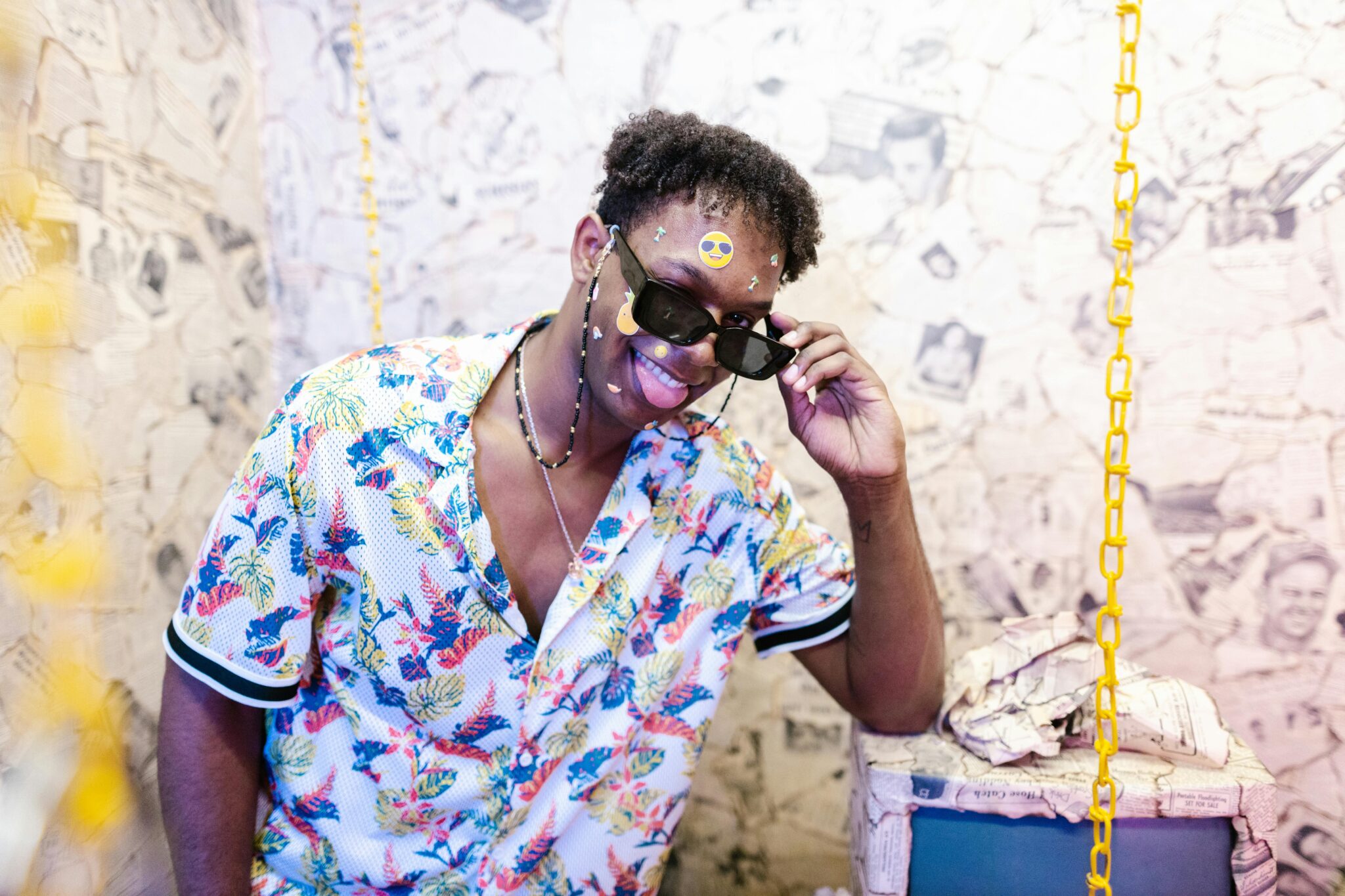 Sitcom Meaning: Definition, History, and Notable Examples - First Draft ...